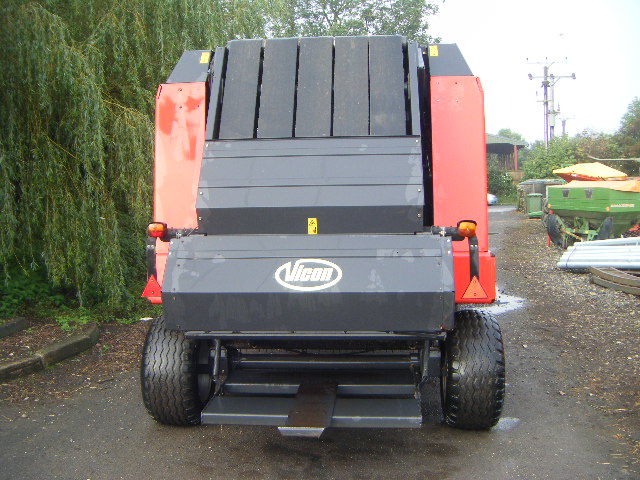 VICON RV1601 PROGRESSIVE PLUS ROUND BALER :: Recently Sold :: Browns ...