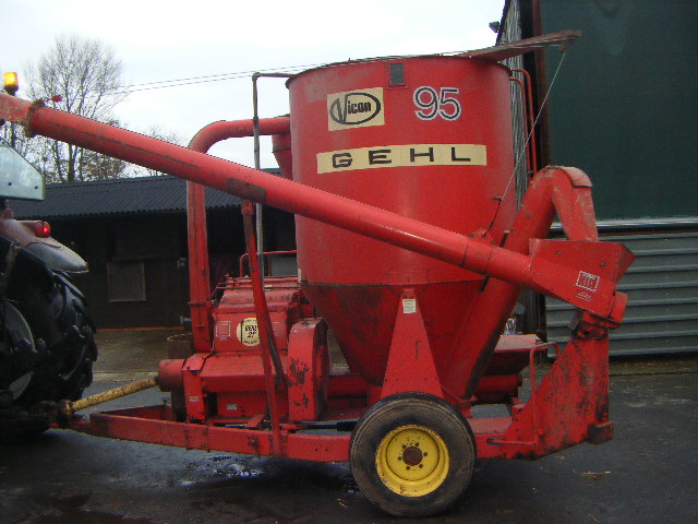 GEHL MIX-ALL 95 MOBILE PTO MILL & MIXER :: Recently Sold :: Browns ...