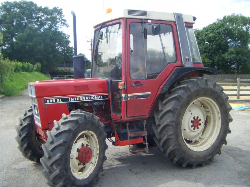IH 885XL 4wd :: Recently Sold :: Browns Agricultural Machinery