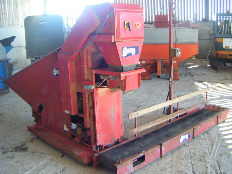 TONG POTATO BAGGING STATION :: Recently Sold :: Browns Agricultural ...