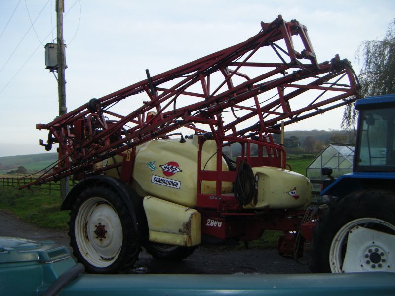 HARDI COMMANDER PLUS 24M TRAILED SPRAYER :: Recently Sold :: Browns ...